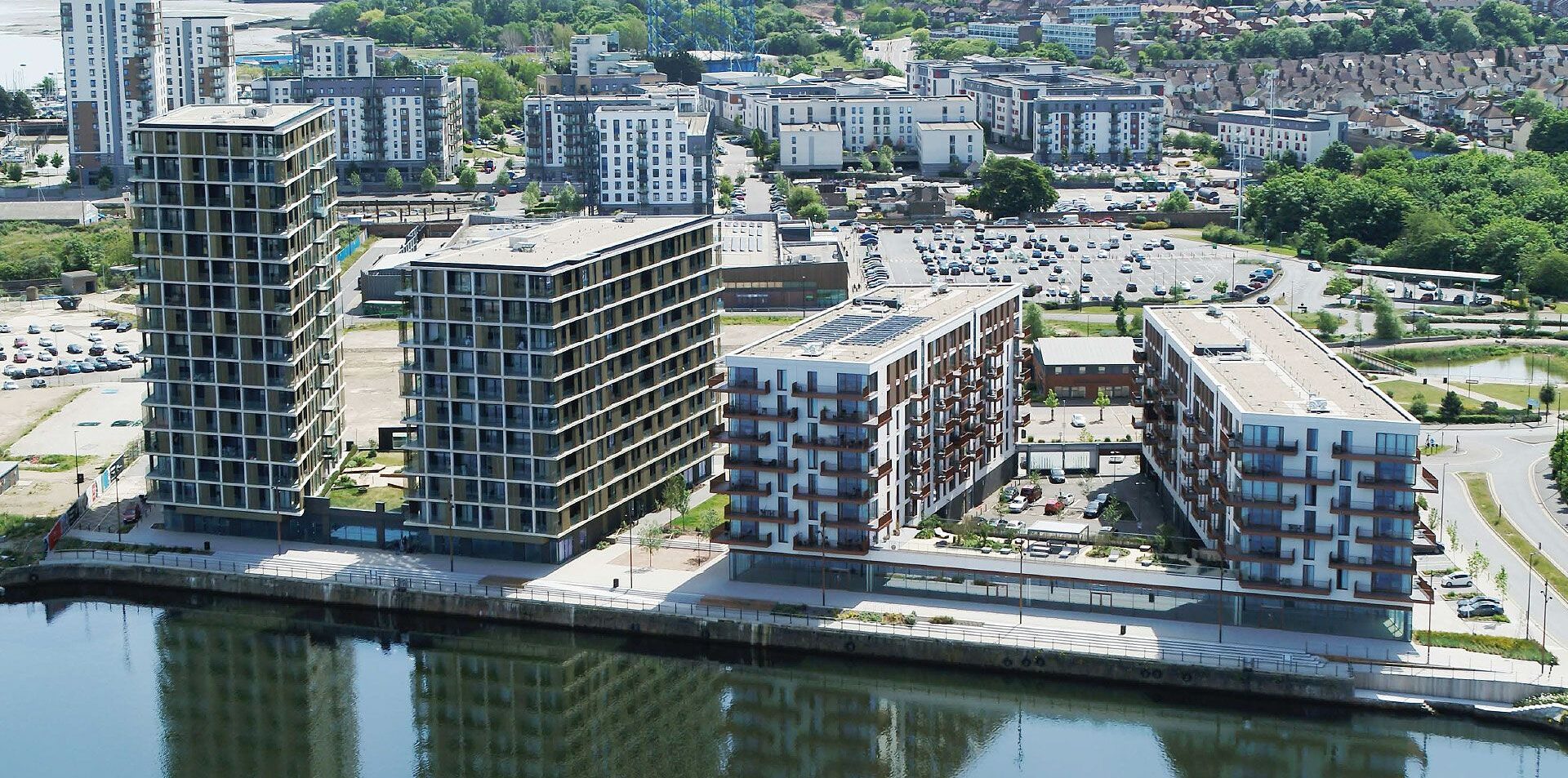 £33.5 million apartment scheme at Chatham Waters tops out - Peel Waters